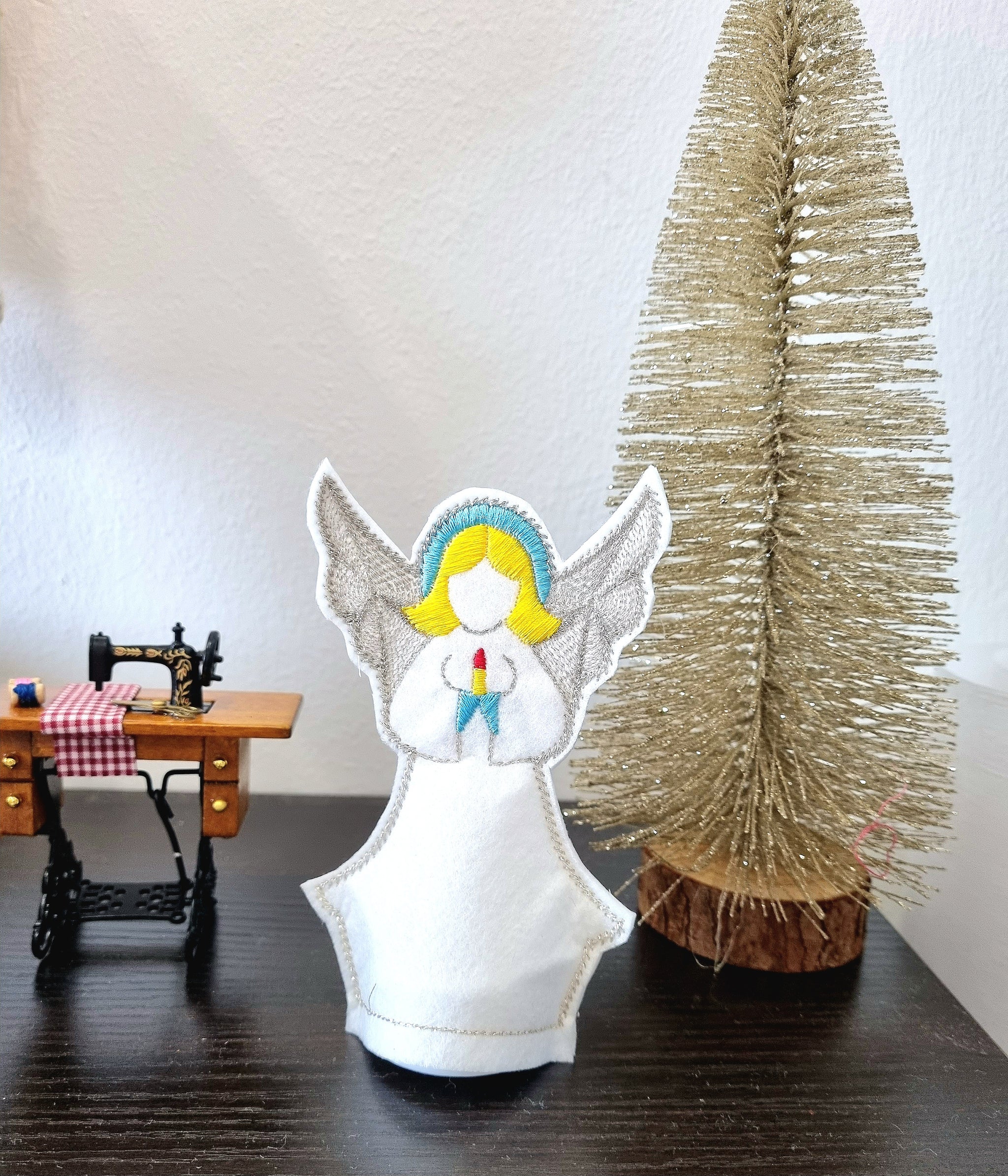 Christmas Angel Led Candle Embroidery in the hoop – Emels' Handicraft